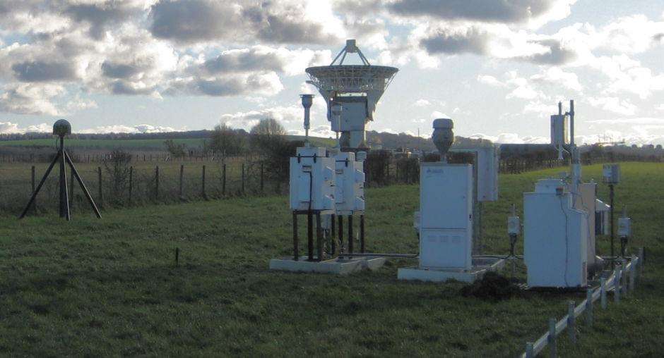 GNSS reference stations for CORS | Septentrio